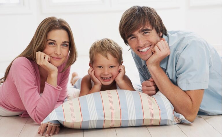 Carti de parenting pentru parinti fericiti | Gandeste Pozitiv